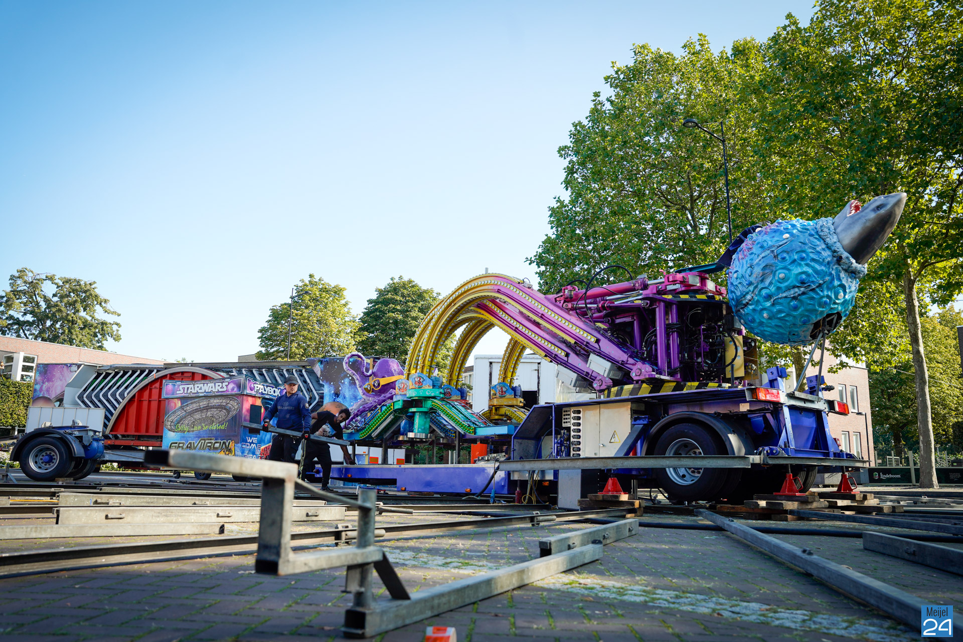 Opbouw kermis Meijel van start - Meijel24